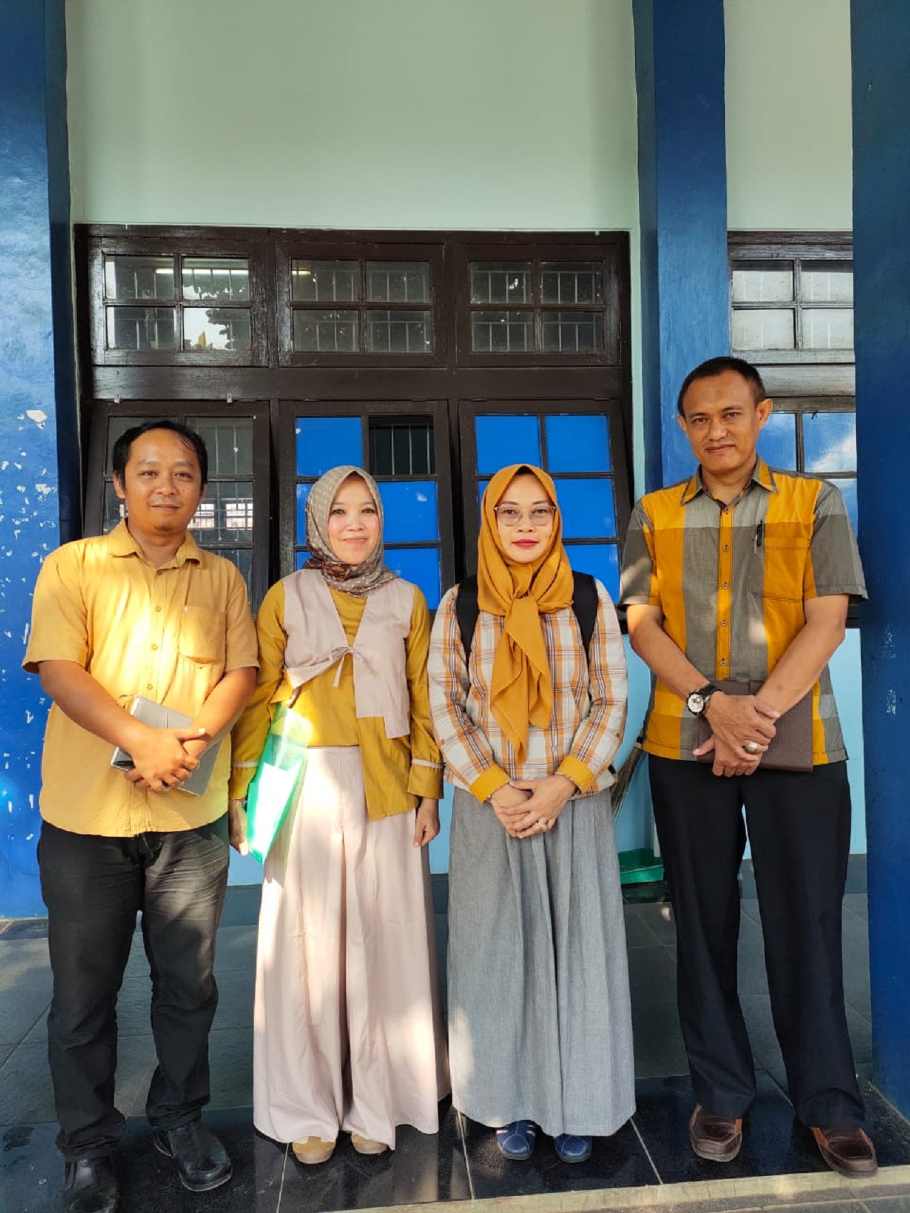 Logo Download - FISIP